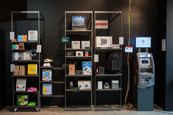 À New York, un concept store pour les fans de Mr. Robot ! | Spotern